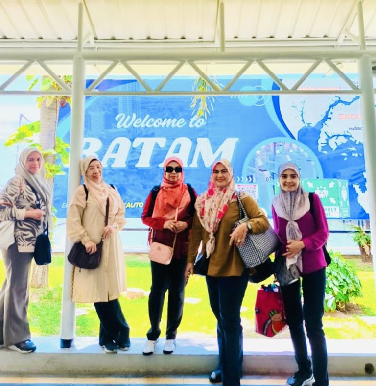 Percutian Ke Batam Indonesia – Umminani